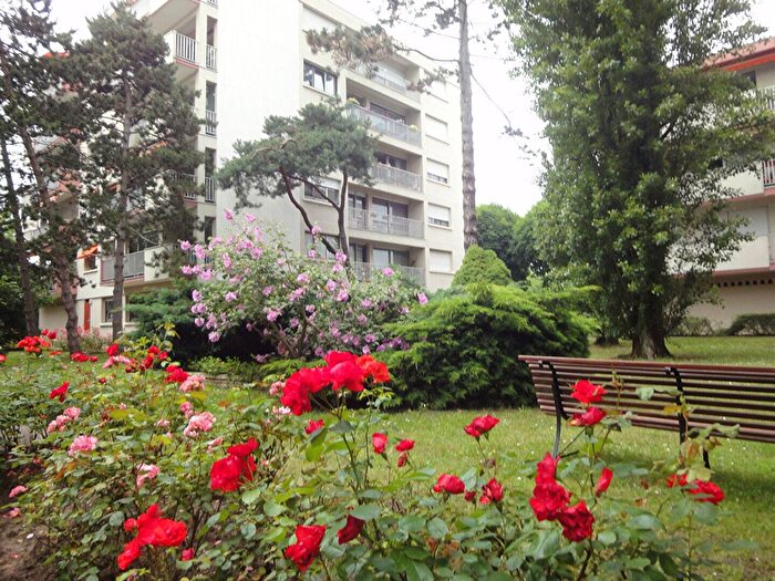 Appartement à louer - Ancien Centre Ville, Ermont - 2 pièces - 1 chambre