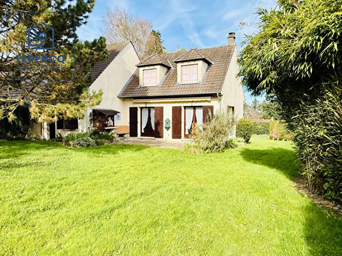 Maison à vendre - Villers-Cotterêts - 4 pièces - 3 chambres