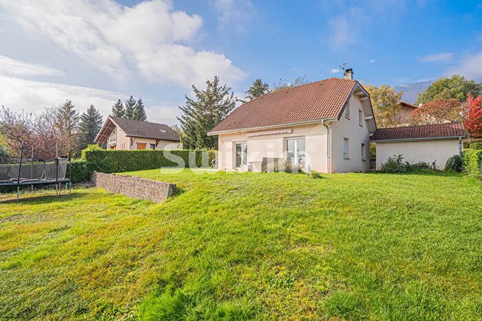 Maison 6 pièces à Thoiry, à vendre