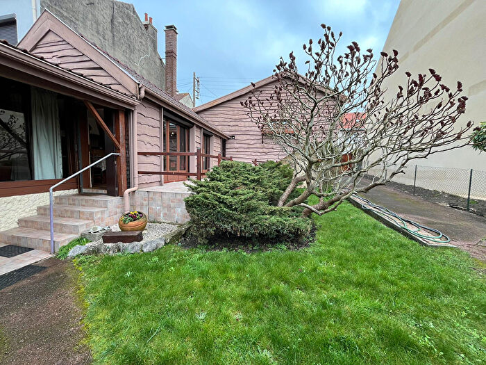 Maison à vendre - Calais, Petit Pays - 6 pièces - 3 chambres