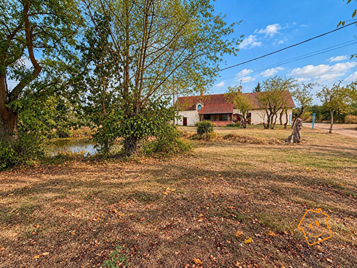 Maison 11 pièces à Preuilly, à vendre