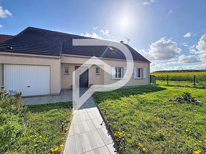 Maison 6 pièces à Saint-Lubin-des-Joncherets, à vendre