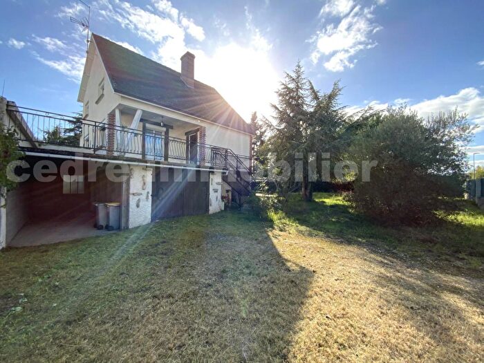 Maison à vendre - Saint-Pryvé-Saint-Mesmin - 5 pièces - 4 chambres