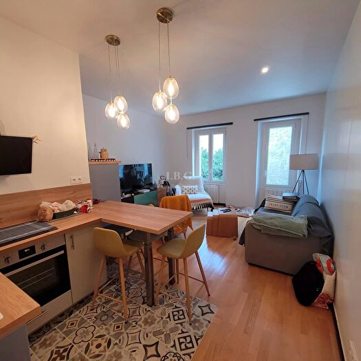 Appartement à vendre - Marseille e , Saint-Lambert - 2 pièces - 1 chambre