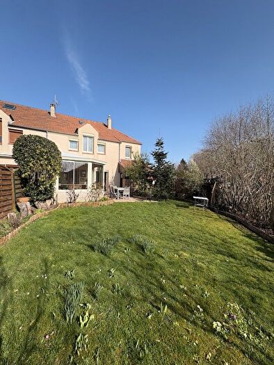 Châteaufort : Maison 7 pièces à vendre