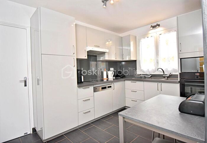 Maison 6 pièces à vendre - Ormesson-sur-Marne