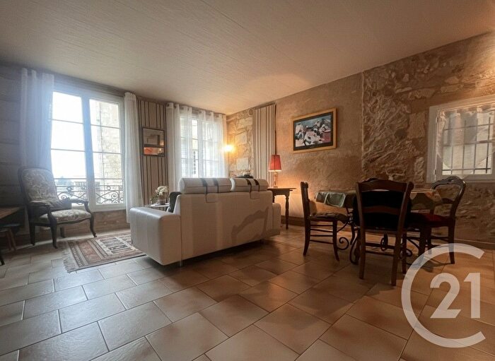 Appartement à louer - Bergerac, Centre-ville - 3 pièces - 2 chambres