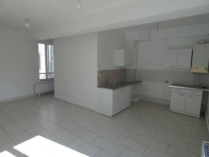 Appartement 3 pièces à louer à Nogent-l'Artaud