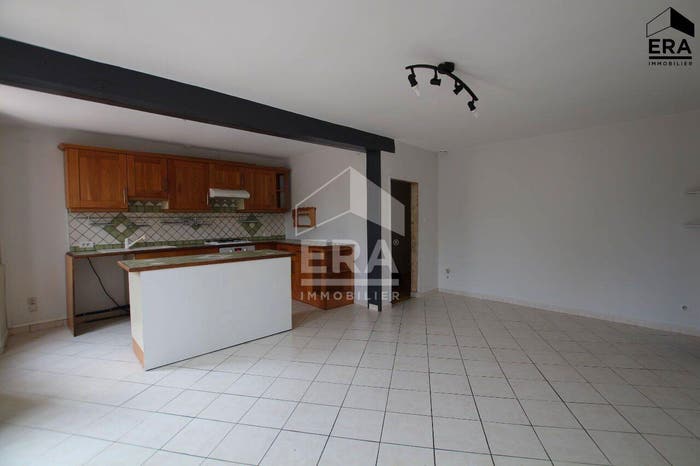 Maison 3 pièces à Roullet-Saint-Estèphe, à louer