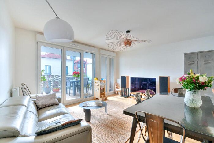 Appartement à vendre - Alfortville, Mairie, Gare - 4 pièces - 3 chambres