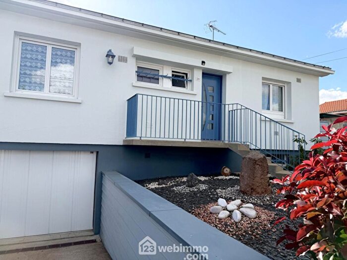 Maison 4 pièces à vendre - Le May-sur-Èvre