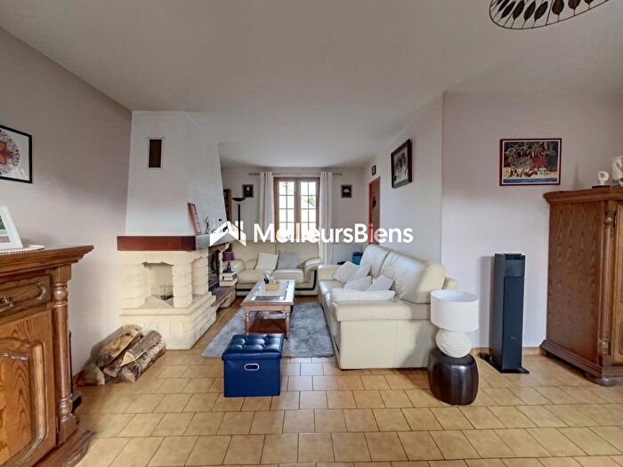 Magny-en-Vexin : Maison 6 pièces à vendre