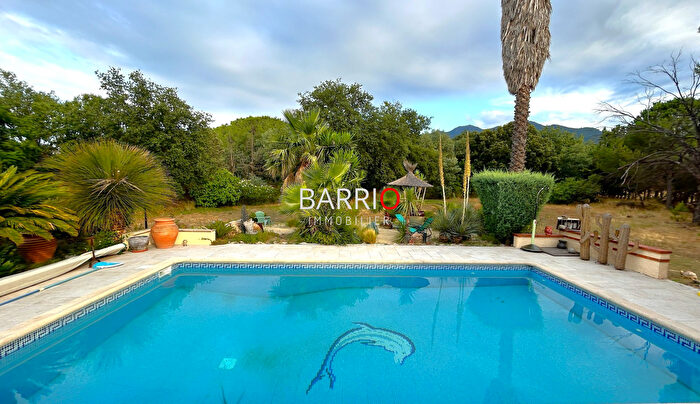 Maison à vendre - Montesquieu-des-Albères - 7 pièces - 4 chambres