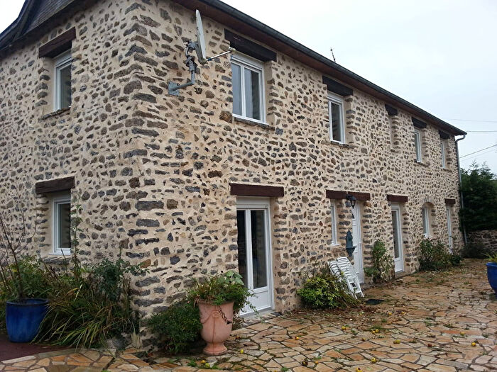 Maison à vendre - Saint-Ouën-des-Toits - 6 pièces - 4 chambres