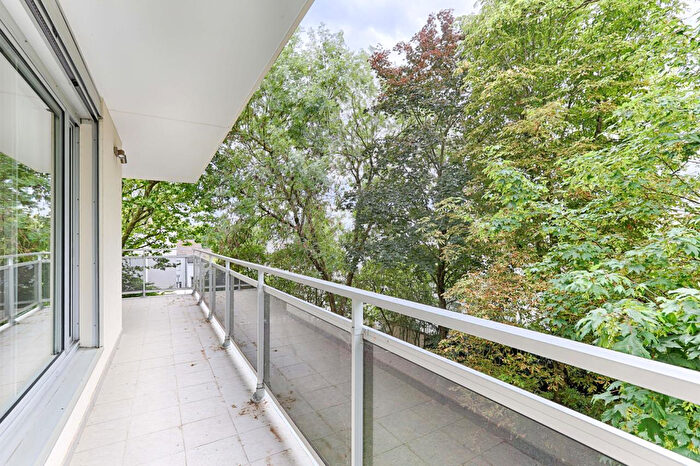 Le Raincy, Gare - Appartement 4 pièces à vendre