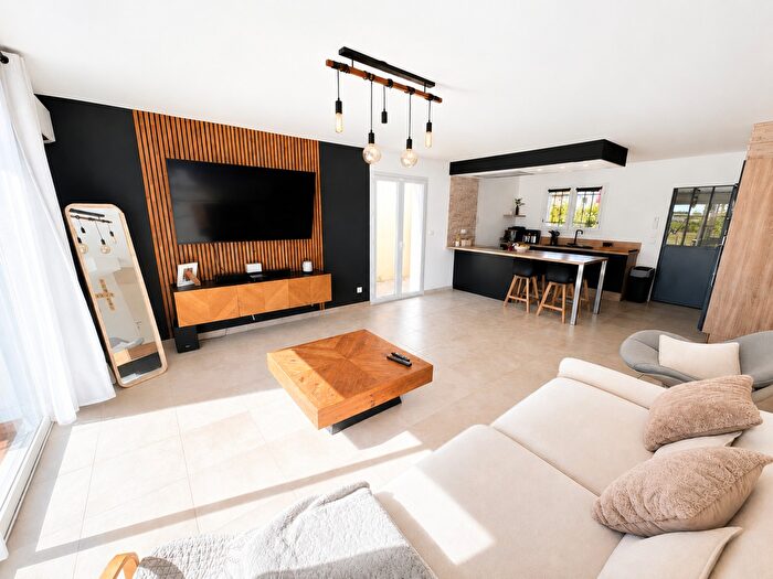 Beauvoisin - Maison 4 pièces à vendre