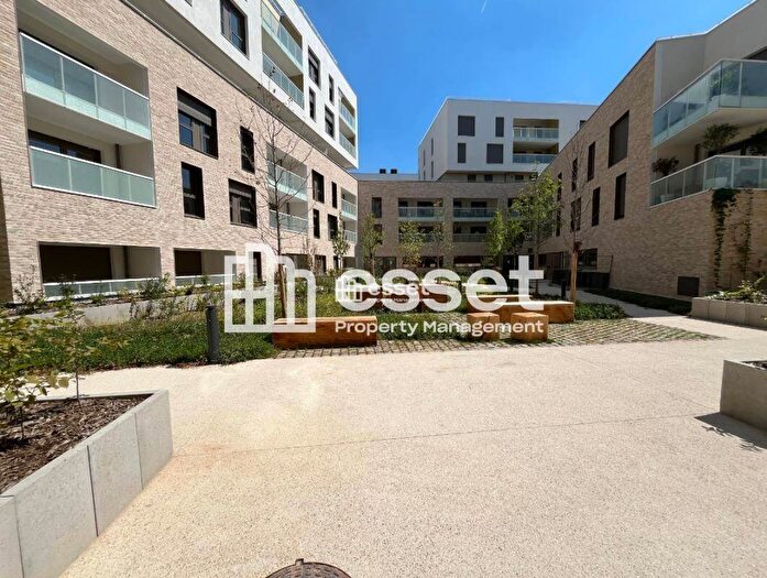 Appartement à louer - La Fontaine-Parc des Sceaux-Croix de Berny-Centre Ville, Antony - 4 pièces - 3 chambres