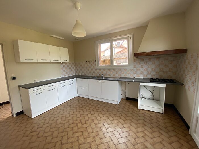Maison 4 pièces à louer - La Chapelle-Gonaguet