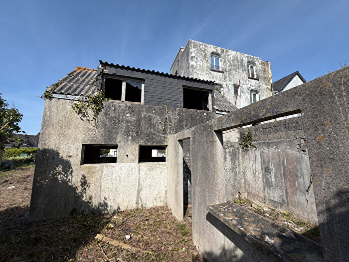 Lanvéoc : Maison 2 pièces à vendre