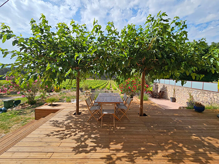 Maison 10 pièces à Venelles, à louer