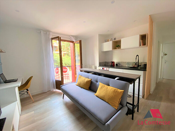 Appartement 2 pièces à louer - Aix-en-Provence, Pont de l'Arc