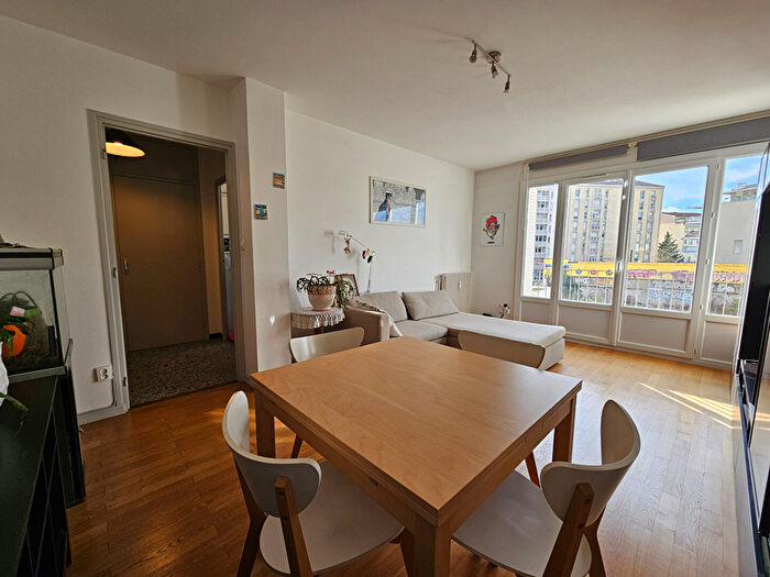 Villeurbanne, Ferrandière, Maisons Neuves : Appartement 3 pièces à vendre