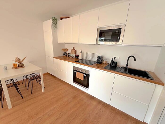 Appartement à vendre - Bruges, Ausone, La Hutte, Le Grand Darnal - 2 pièces - 1 chambre