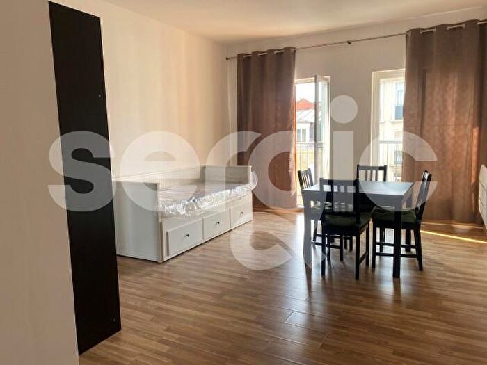 Appartement à louer - Lille, Centre-ville, Euralille - 1 pièce