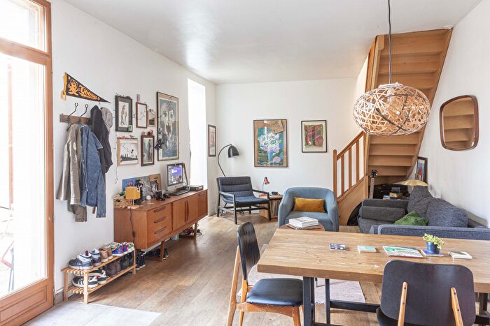 Maison à vendre - Bagnolet, Le Plateau - 5 pièces - 3 chambres