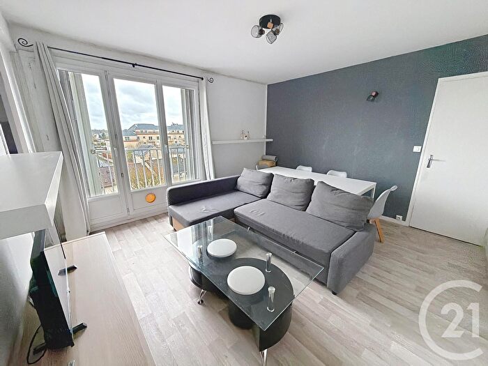 Appartement à louer - Saint-Jean-de-Braye, Centre-ville - 2 pièces - 1 chambre
