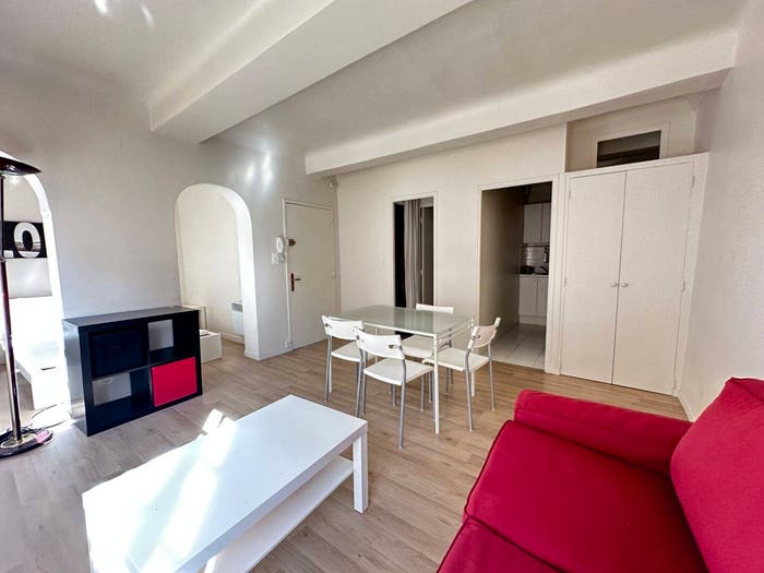 Centre Ville, Aix-en-Provence - Appartement 2 pièces à louer
