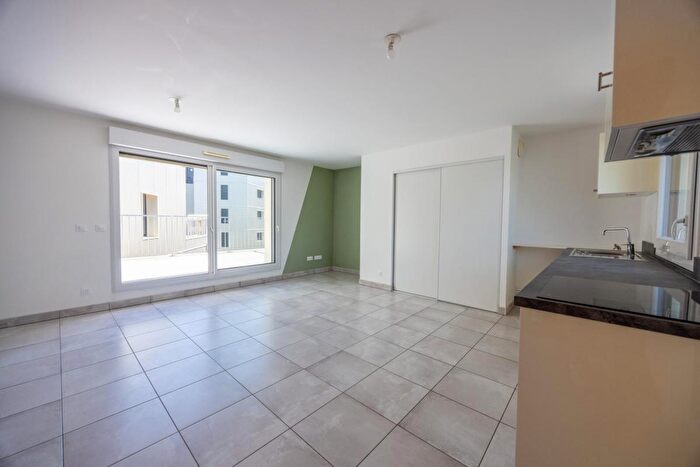 Appartement 4 pièces à louer - Nantes, Eraudière, La Marrière, Rond-point de Paris