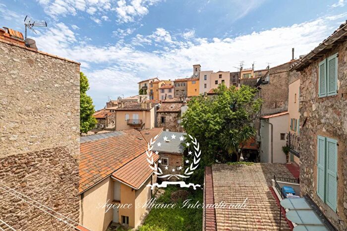 Appartement 3 pièces à vendre à Cannes, Suquet