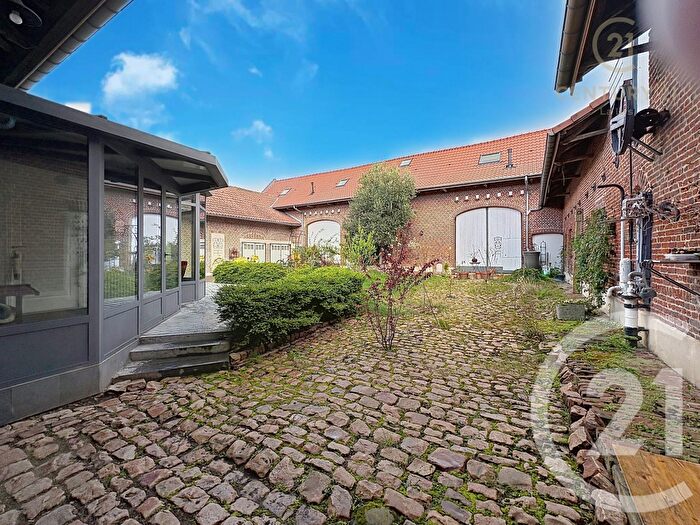 Maison à vendre - Avelin - 9 pièces - 6 chambres