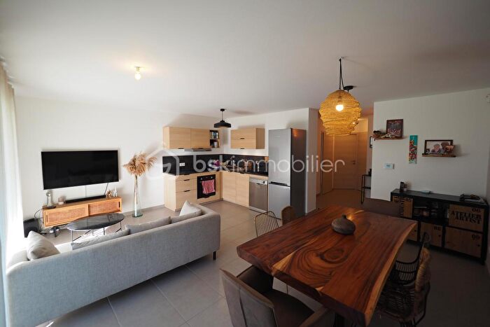 Appartement à vendre - Seynod - 3 pièces - 2 chambres