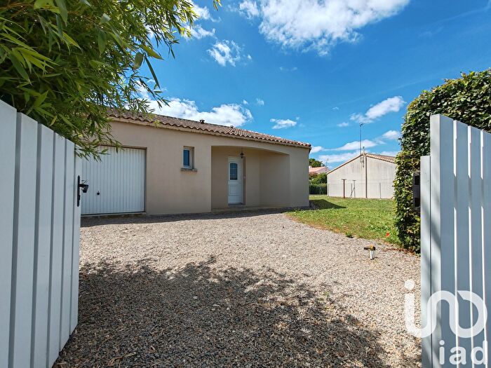 Maisons à vendre et appartements à louer - 1