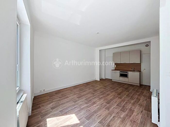 Appartement à louer - Clermont-Ferrand, Jaude, Fontgiève Saint-Alyre - 2 pièces - 1 chambre