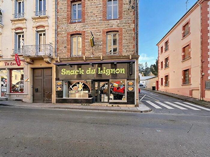 Maison à vendre - Boën-sur-Lignon - 8 pièces - 4 chambres