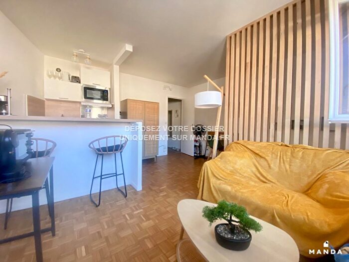 Appartement 1 pièce à louer à Marseille e, Vauban