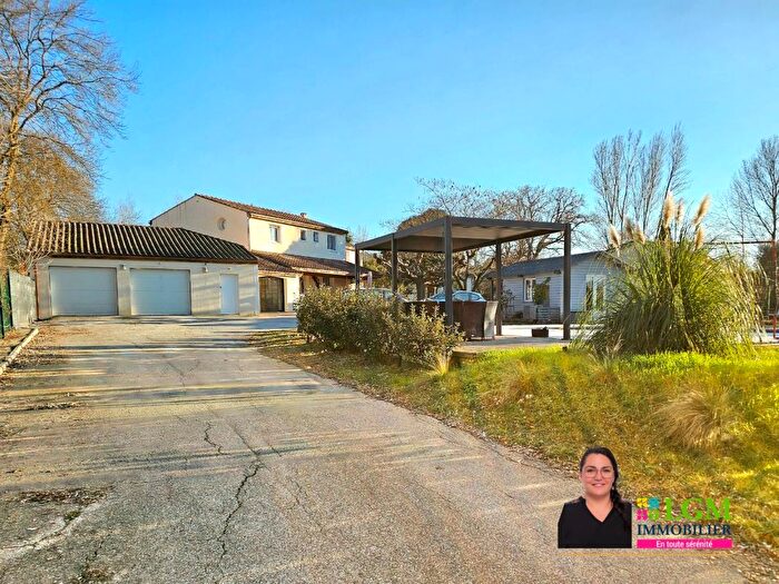 Maison à vendre - Saint-Privat-des-Vieux - 7 pièces - 6 chambres