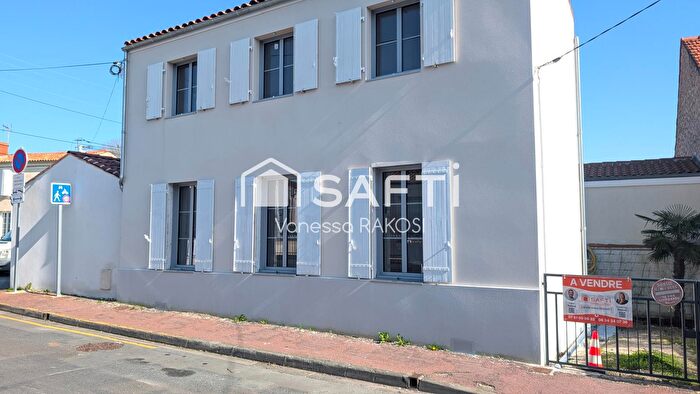 Maison à vendre - Saintes, Saint-Sorlin, La Récluse - 5 pièces - 3 chambres