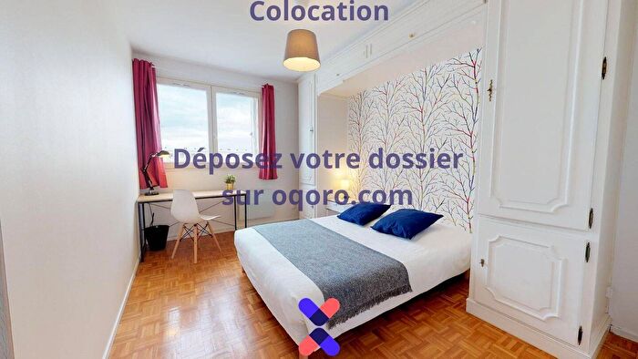 Appartement à louer - Revaison, Saint-Priest - 6 pièces - 5 chambres