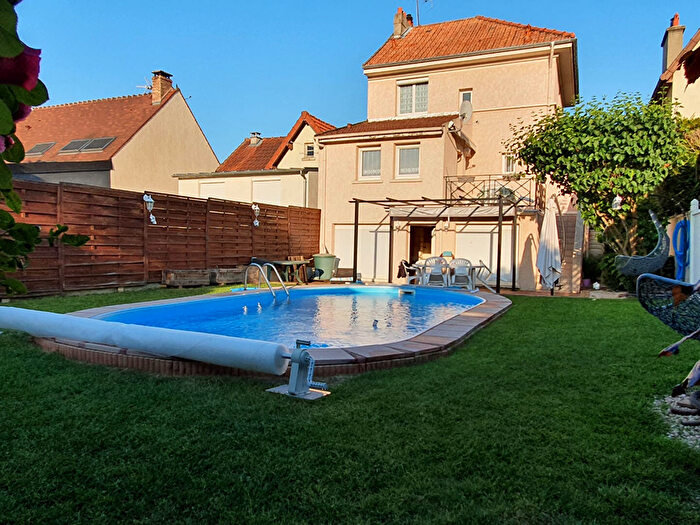 Maison à vendre - Épinay-sur-Orge - 6 pièces - 4 chambres