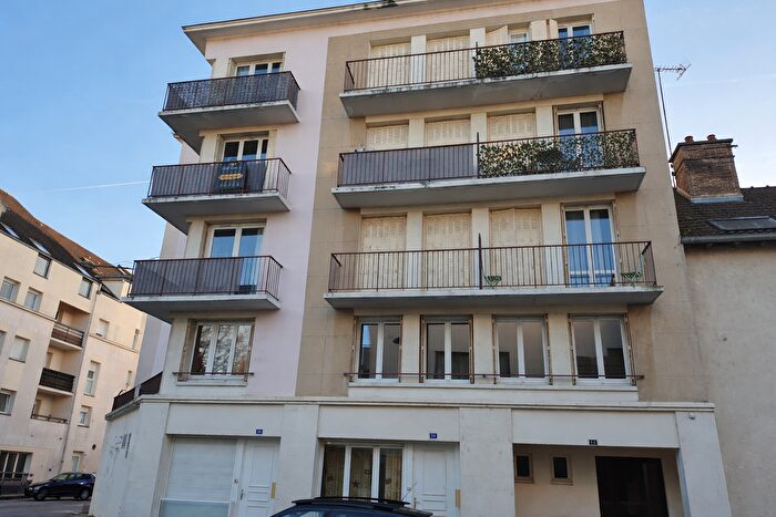 Appartement 3 pièces à vendre - Troyes, Jules Guesde