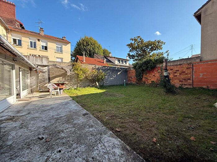 Appartement à vendre - Cachan, Ouest Sud - 8 pièces - 5 chambres