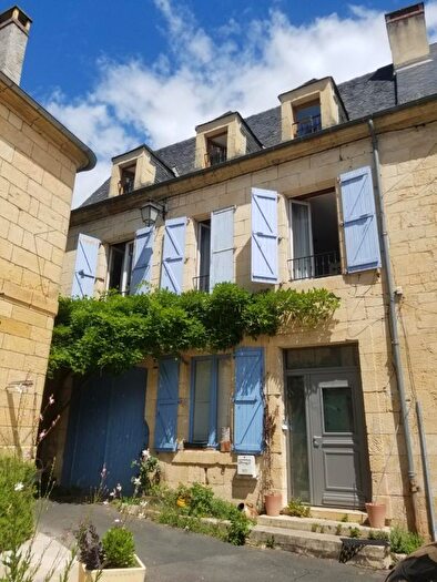 Maison 5 pièces à vendre à Montignac