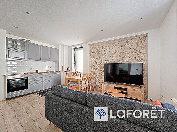 Maison à louer - Aigremont - 4 pièces - 3 chambres