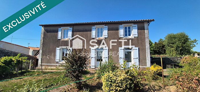 Cherveux : Maison 4 pièces à vendre