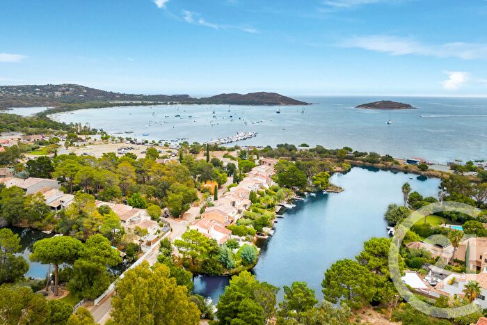 Maison à vendre - Lecci - 6 pièces - 4 chambres