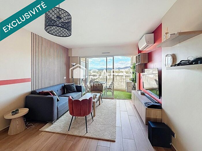 Appartement à vendre - Saint-Raphaël, Veyssières - 2 pièces - 1 chambre